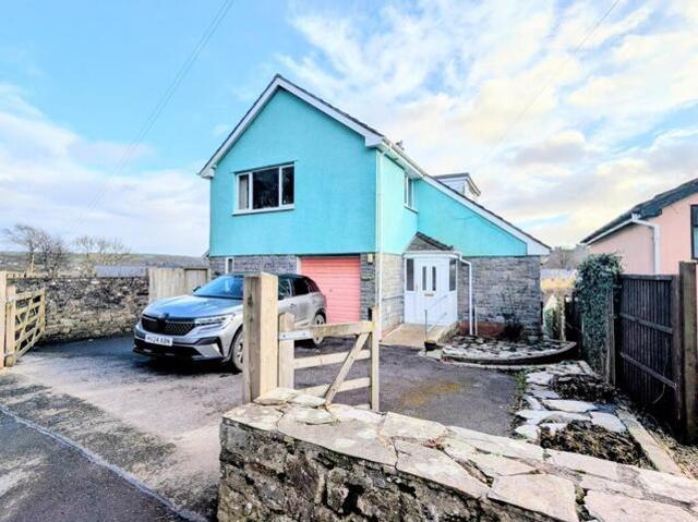 3 Bedroom House Carmarthen Carmarthenshire 101316310