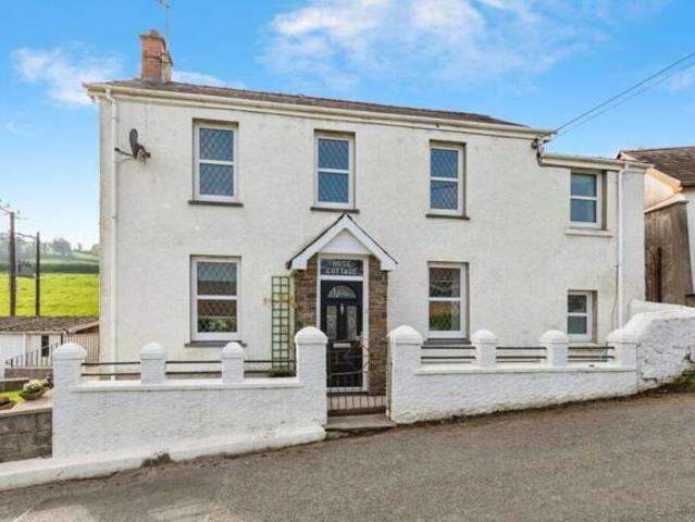 3 Bedroom House Carmarthen Carmarthenshire 99571667