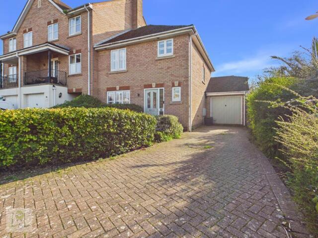 3 Bedroom House Chatham Medway LS100023929