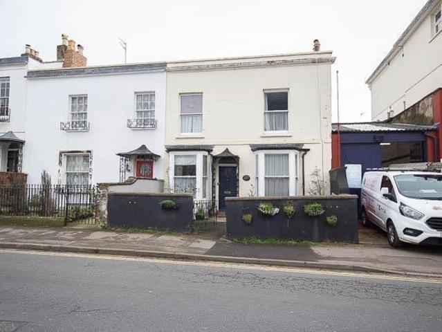 3 Bedroom House Cheltenham Gloucestershire 101059766