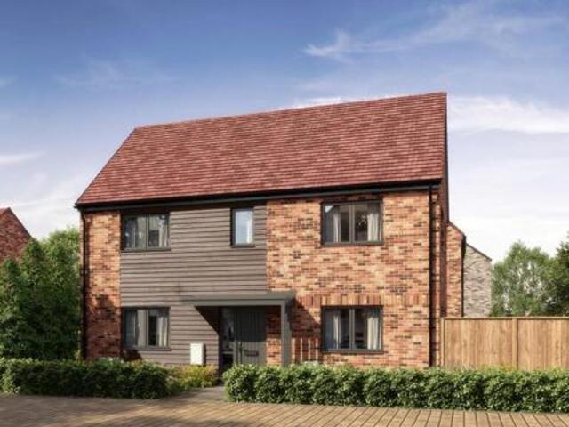 3 Bedroom House Cheshunt Great London 99926366