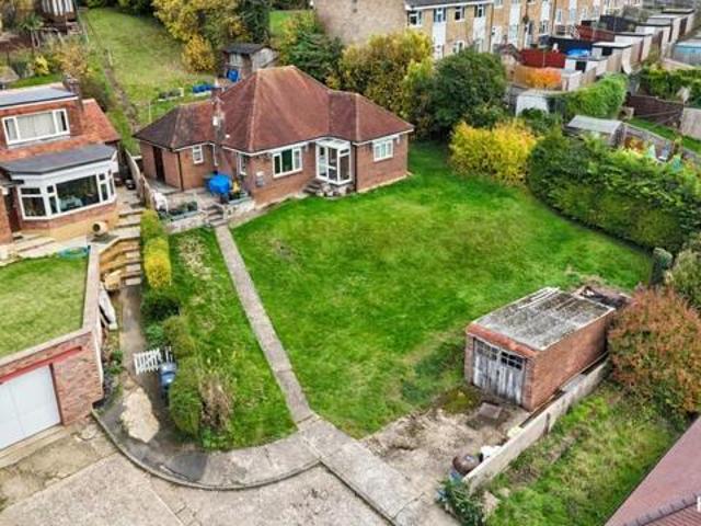 3 Bedroom House Chesham Buckinghamshire 101316546