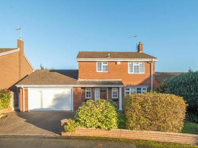 3 Bedroom House Chester Cheshire 98687757