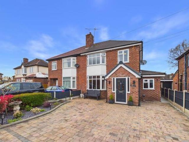 3 Bedroom House Chester Cheshire West And Chester LS101379137