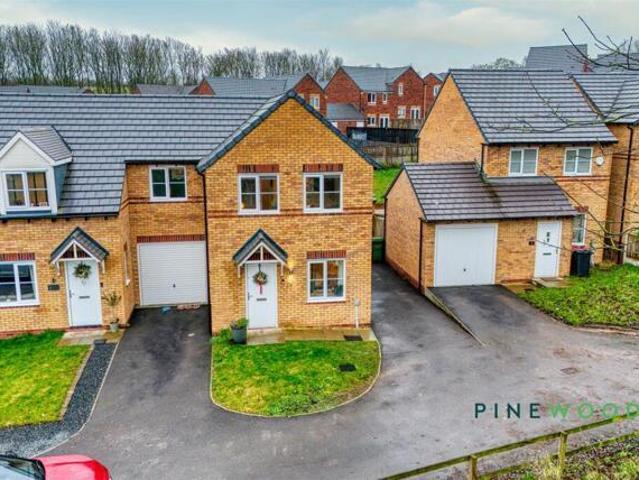 3 Bedroom House Chesterfield Derbyshire 99162043