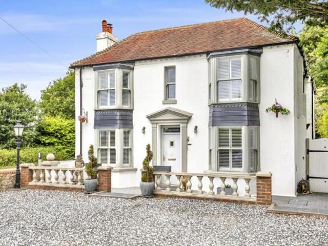 3 Bedroom House Chichester West Sussex LS101678601
