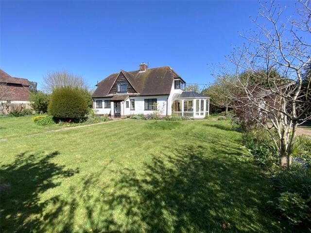 3 Bedroom House Chichester West Sussex LS99029324