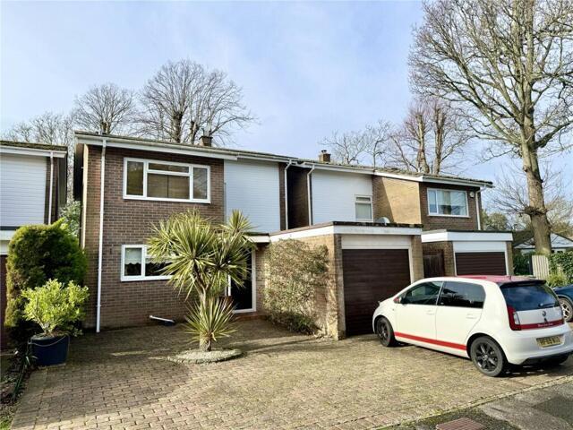 3 Bedroom House Christchurch Dorset 100426679