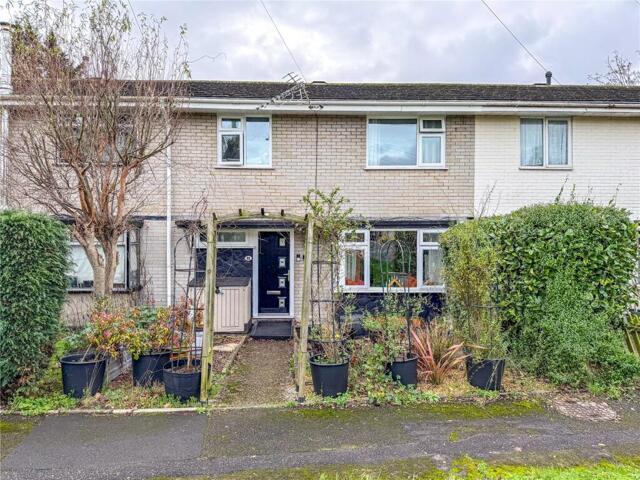 3 Bedroom House Christchurch Dorset LS99523445