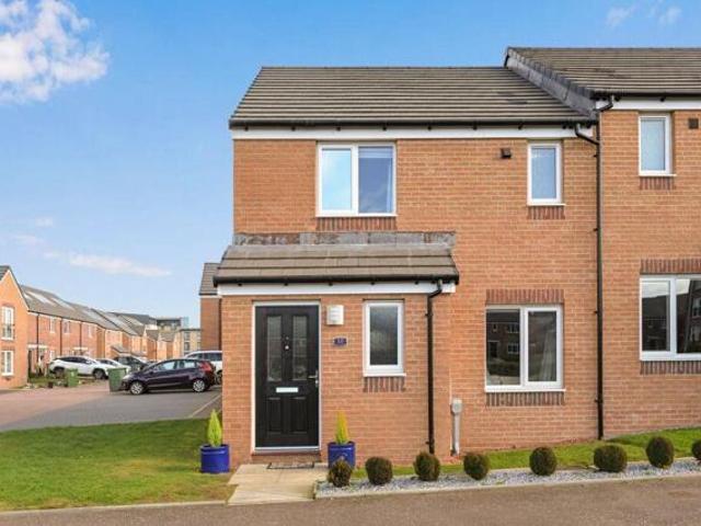 3 Bedroom House City Of Edinburgh City Of Edinburgh LS100398410