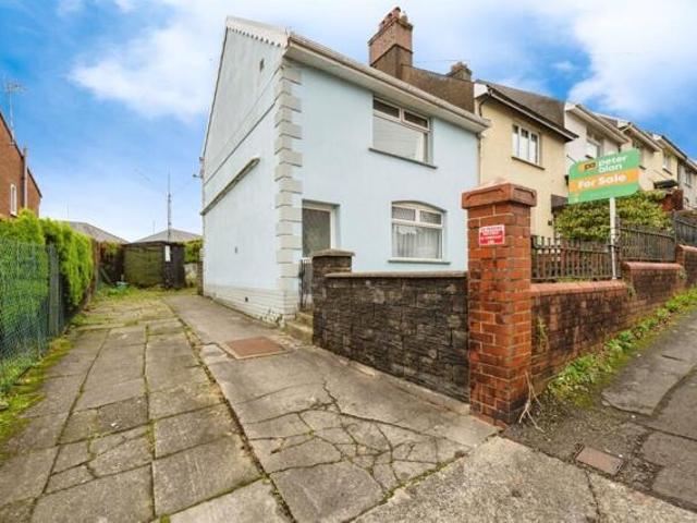3 Bedroom House Clydach Clydach 99608277