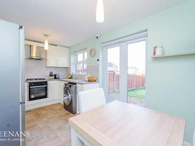 3 Bedroom House Clayton Le Moors Lancashire N/A 86616189