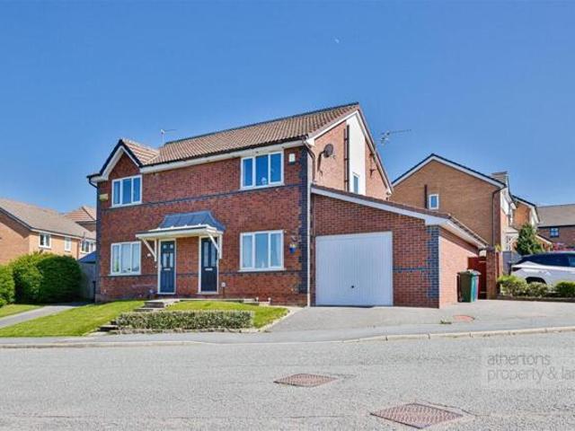 3 Bedroom House Clitheroe Lancashire 101856028