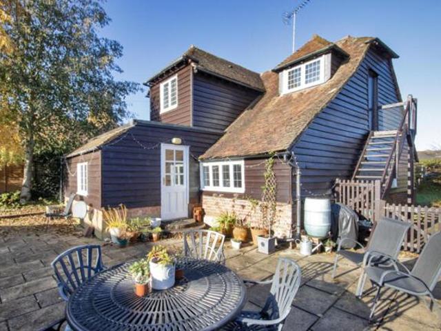 3 Bedroom House Cranbrook Kent LS98377482