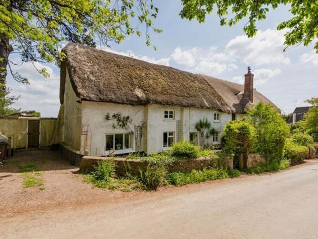 3 Bedroom House Crediton Devon 98545844