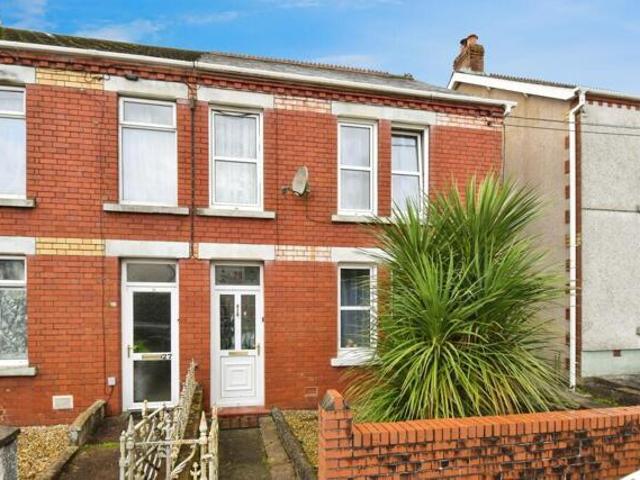 3 Bedroom House Ammanford Carmarthenshire 98119457