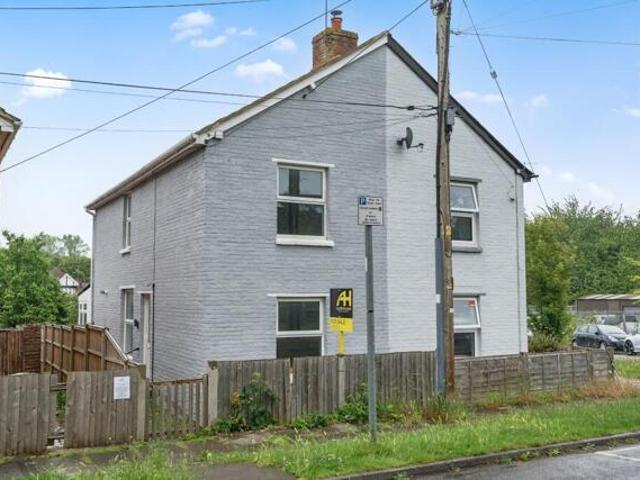 3 Bedroom House Andover Hampshire 98477502