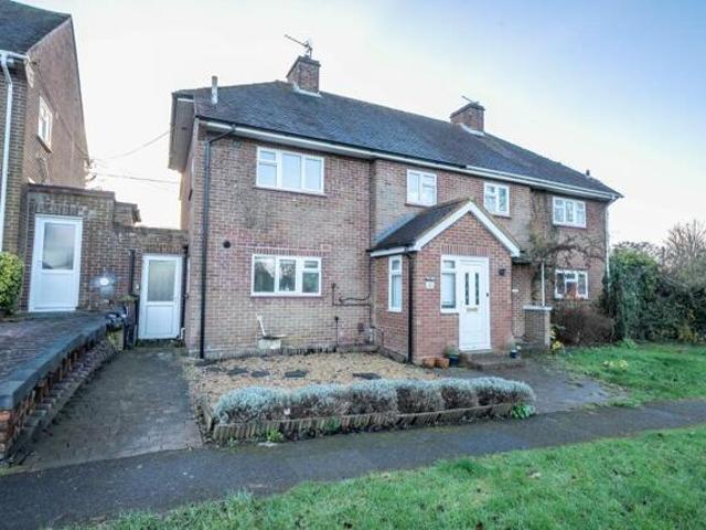 3 Bedroom House Andover Hampshire LS98386683