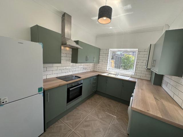 3 Bedroom House – Alberta Road, Bush Hill Park, London EN1, 3 bed semi detached house to rent, £2,200 pcm | PrimeLocation