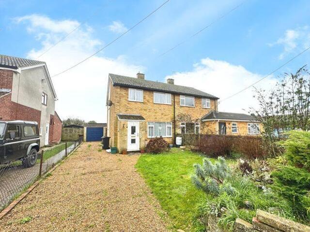 3 Bedroom House Alresford Essex 99204022