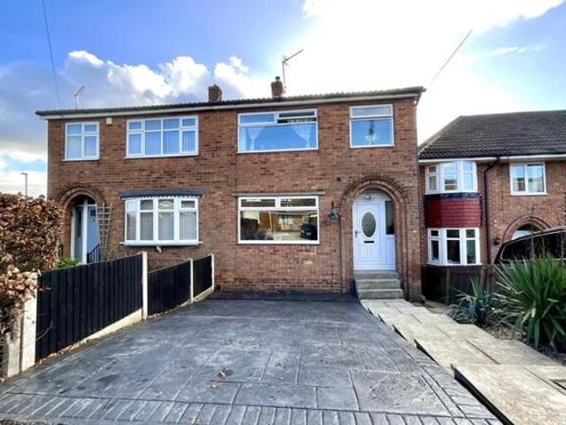 3 Bedroom House Aston Rotherham LS99237276