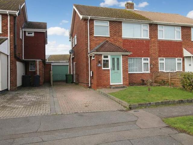 3 Bedroom House Ashford Kent 100456300