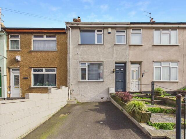 3 Bedroom House Ashton Cheshire 100316965