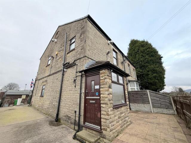 3 Bedroom House Ashton Greater Manchester 100540951