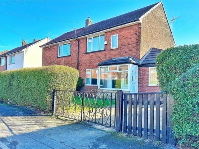 3 Bedroom House Ashton Tameside 101025976