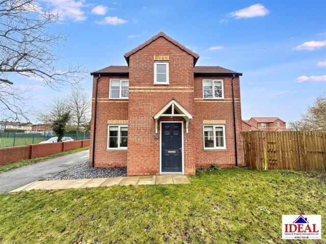 3 Bedroom House Askern Askern 100191832