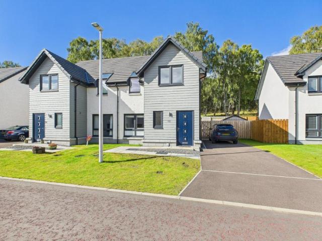 3 Bedroom House Aviemore Aviemore 94934441