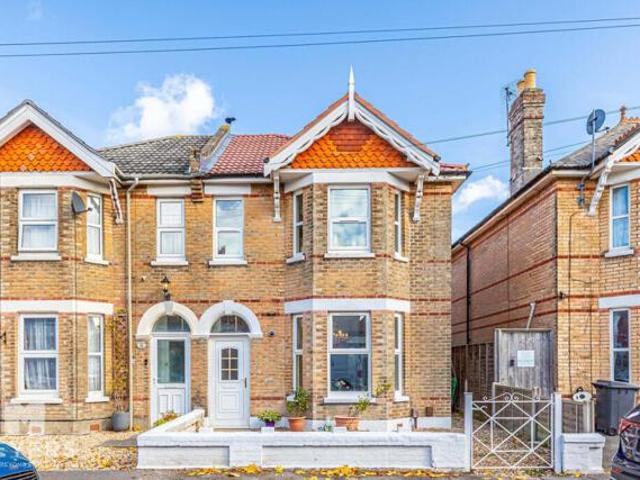3 Bedroom House Bournemouth Bournemouth LS101955394