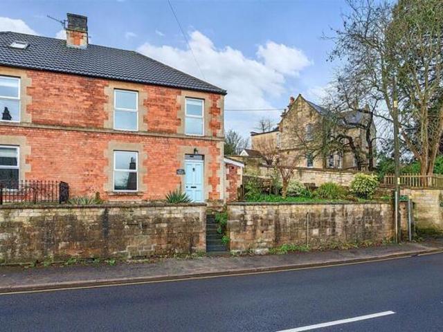 3 Bedroom House Box Gloucestershire 99572073