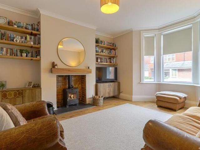 3 Bedroom House Boldon South Tyneside LS99735970