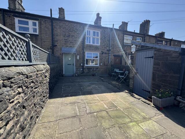 3 Bedroom House Bolton Bolton LS98766135