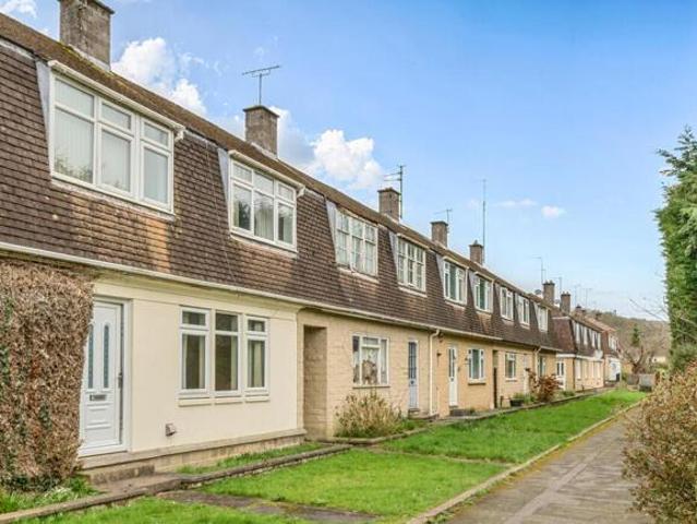 3 Bedroom House Bath Bath And North East Somerset LS100426483