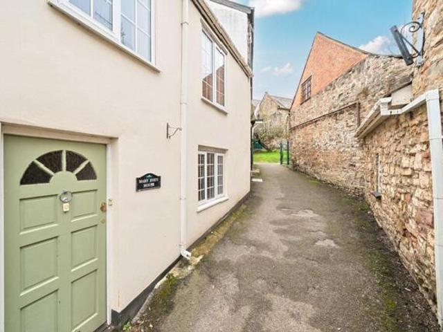 3 Bedroom House Bampton Bampton LS101892353