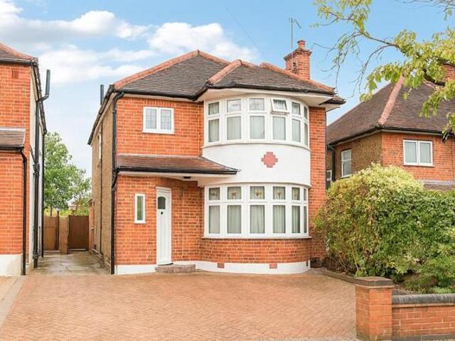 3 Bedroom House Barnet Greater London LS100503480