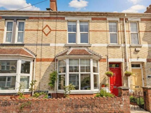 3 Bedroom House Barnstaple Devon LS100096784