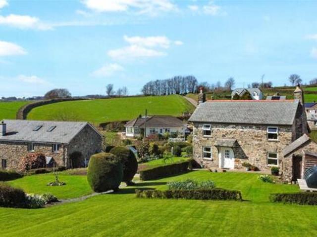 3 Bedroom House Barnstaple Devon LS99608226