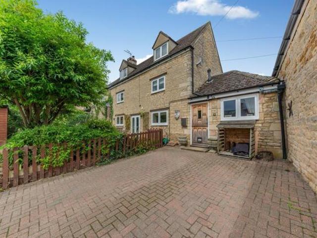 3 Bedroom House Barrowden Barrowden 98765726