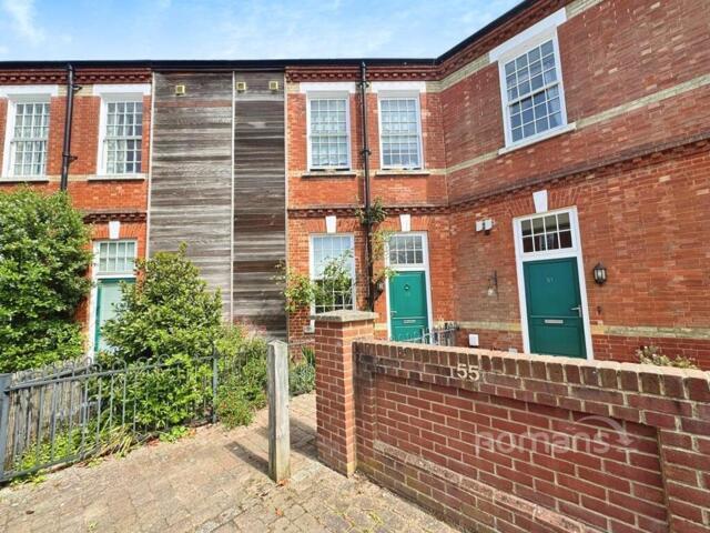 3 Bedroom House Basingstoke Hampshire LS93082142