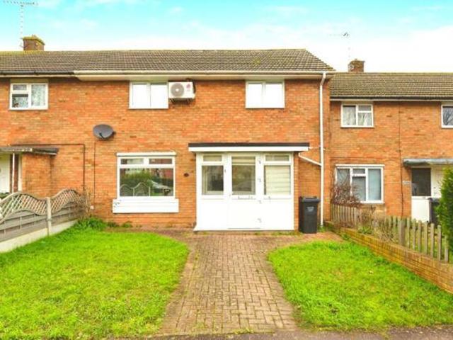 3 Bedroom House Basildon Essex LS101678626