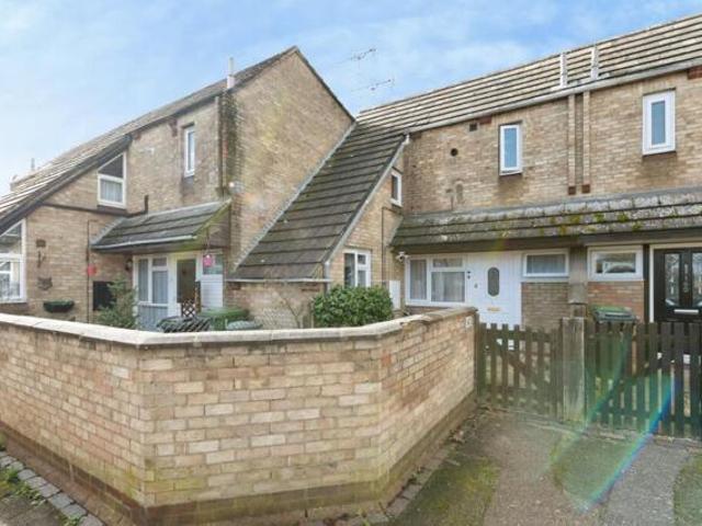3 Bedroom House Basildon Essex LS101278180