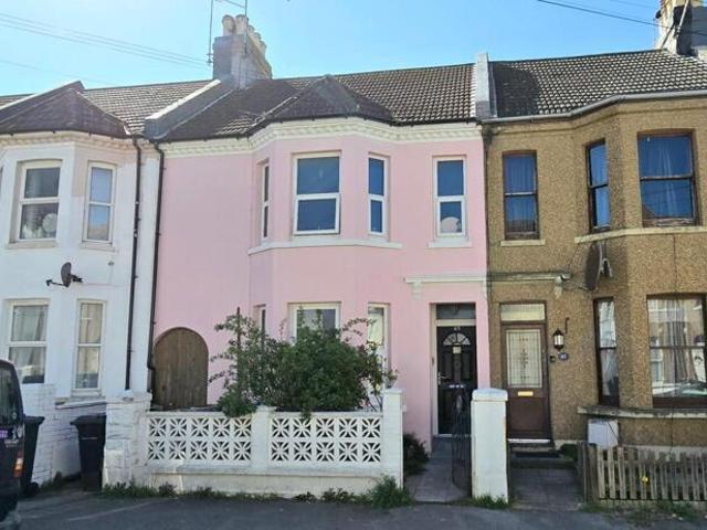 3 Bedroom House Bexhill East Sussex 100502849