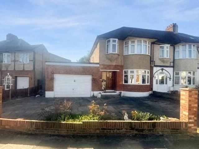 3 Bedroom House Bexley Greater London LS100787141