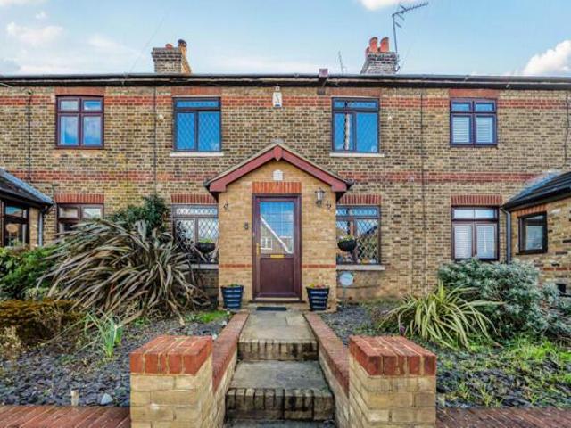 3 Bedroom House Bexley Kent 101856129