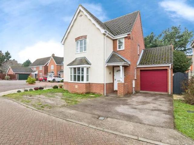 3 Bedroom House Beccles Suffolk LS99688406