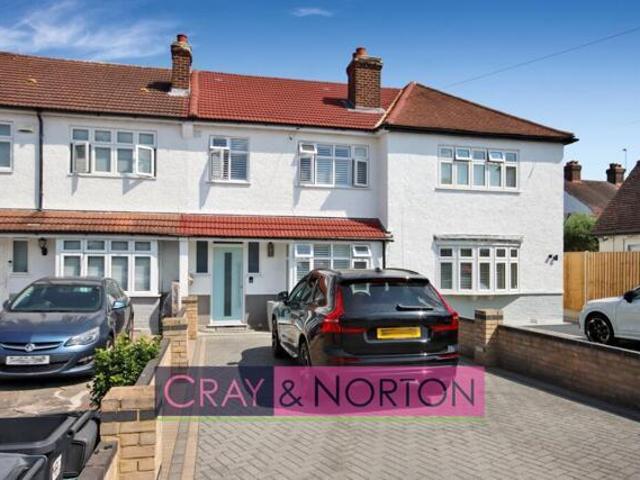 3 Bedroom House Beckenham Greater London LS100786926