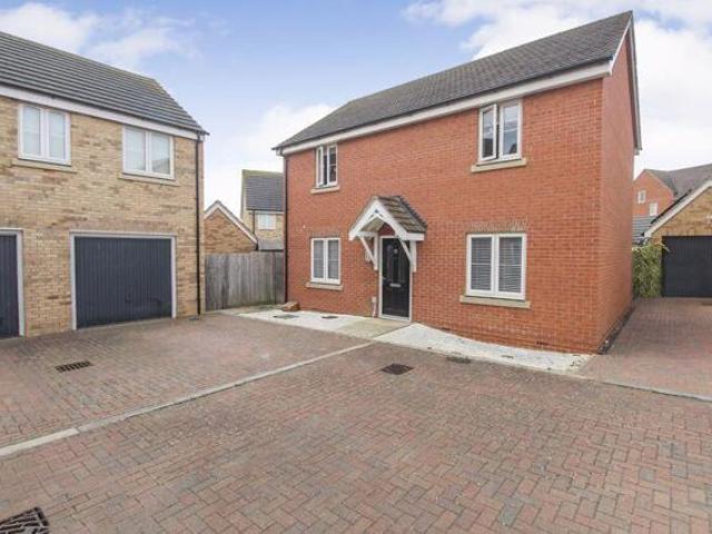 3 Bedroom House Bedford Borough Bedford Borough 99092520
